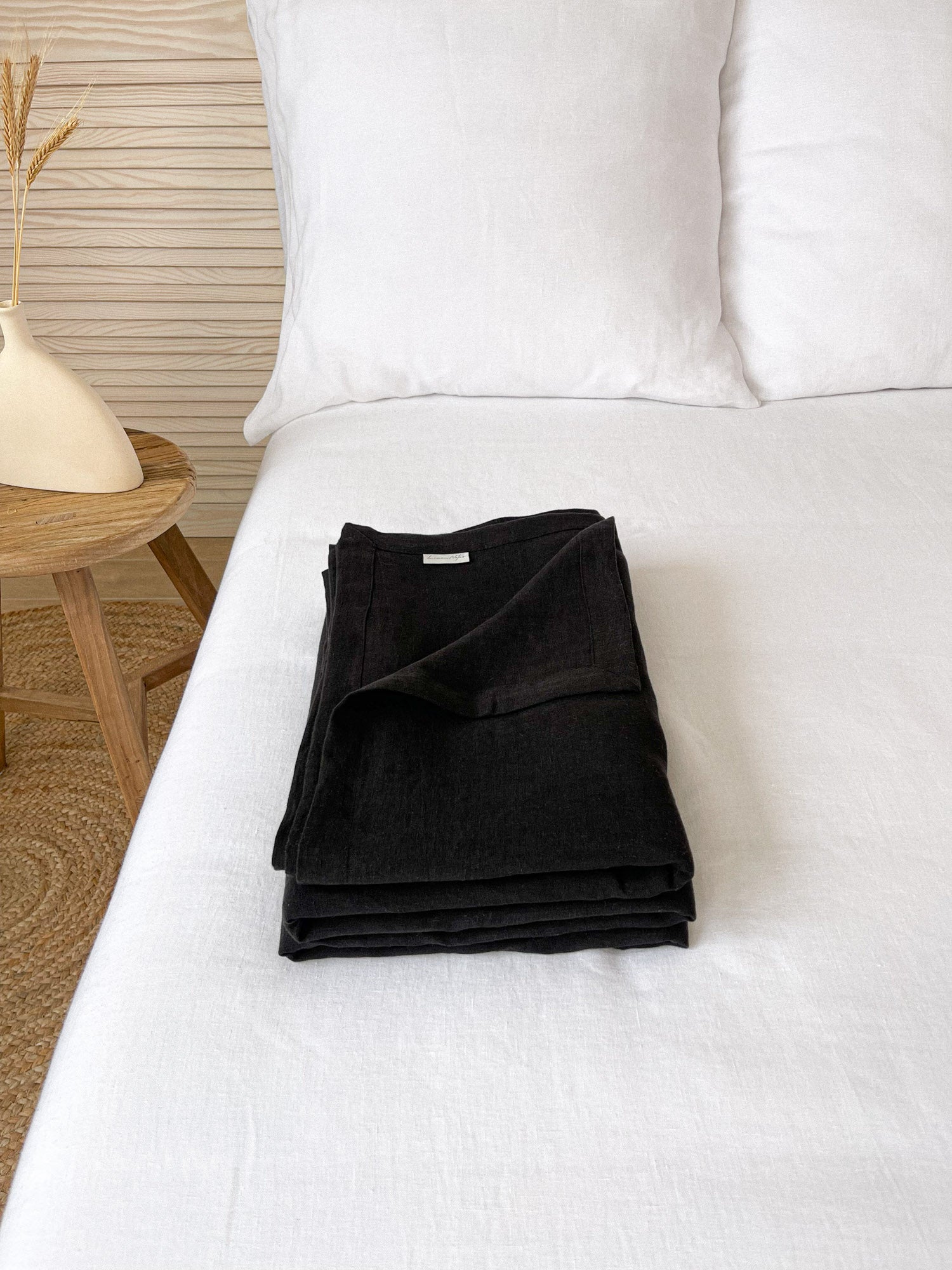 Black Linen Summer Cover – Bold & Breathable – Linen Notes