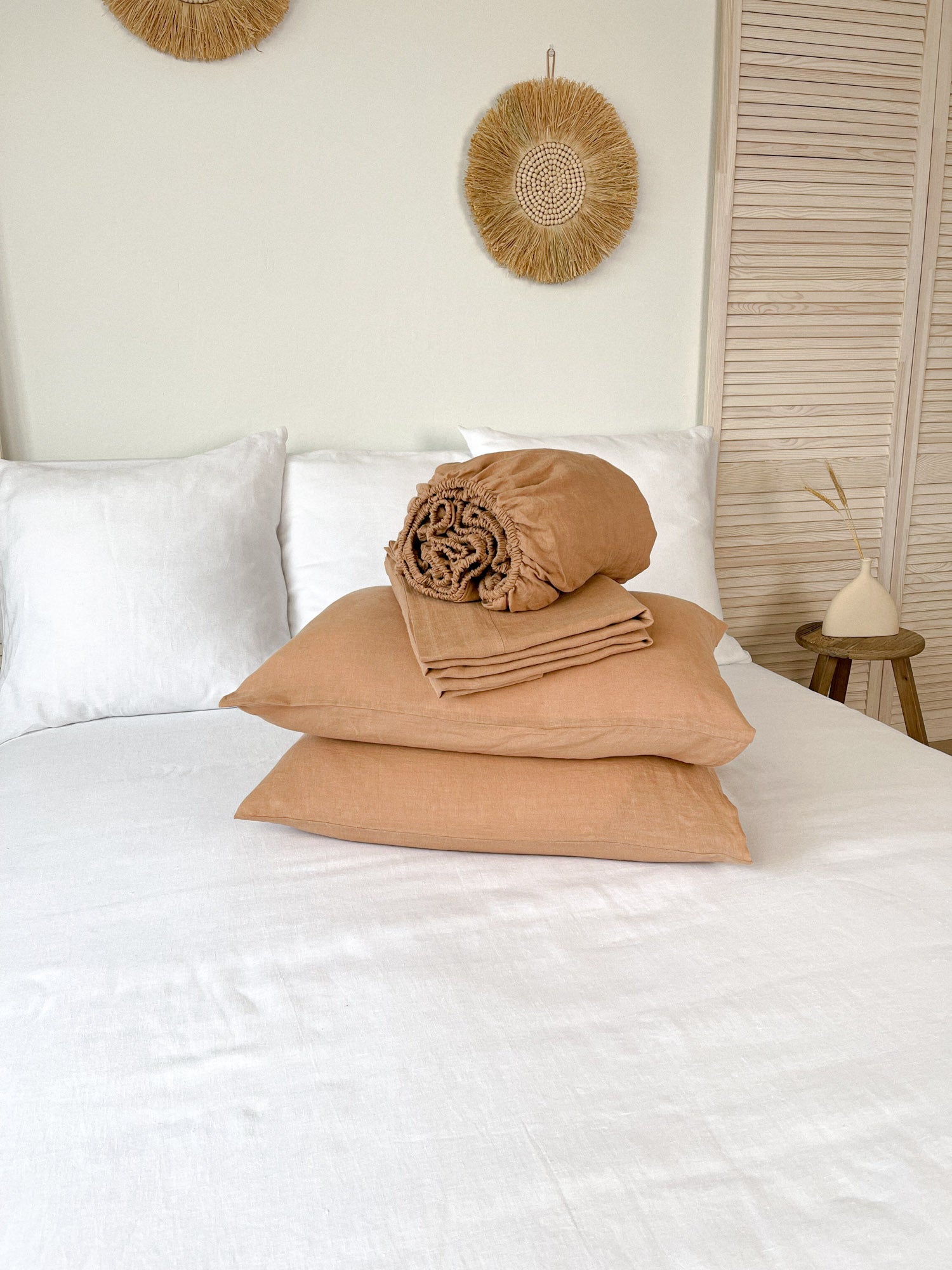 Tan Earth Tone Linen Sheets – Breathable & Hypoallergenic – Linen Notes